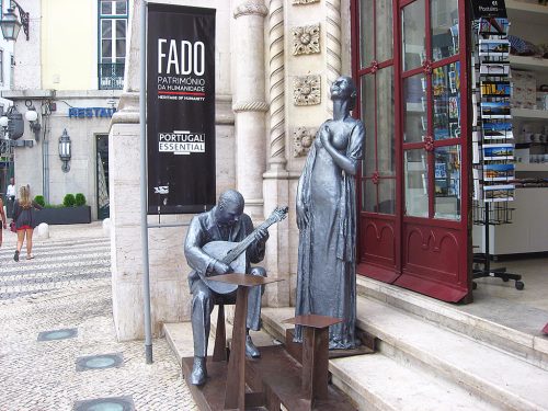 Discover Portuguese Fado: Traditions, Famous Fado Singers, and Where to ...
