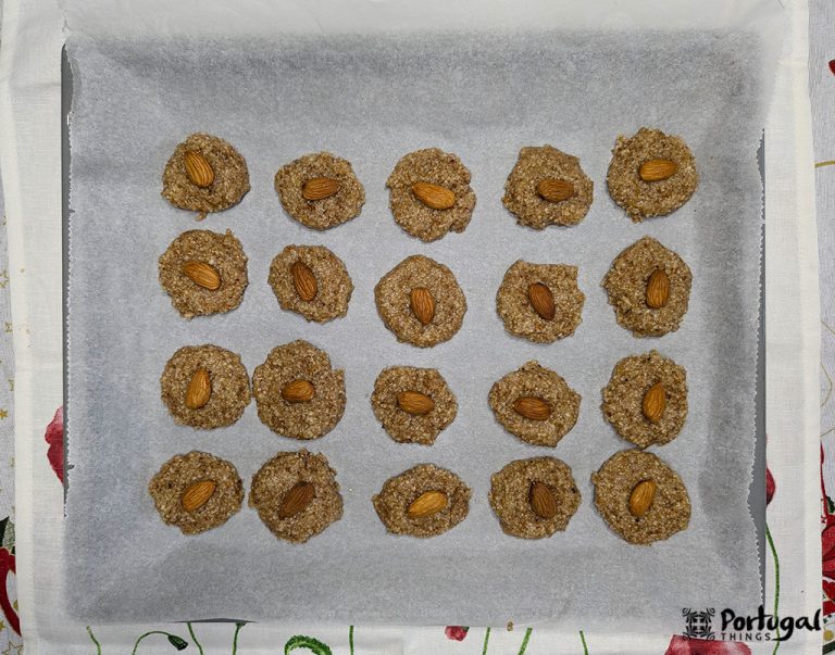 Almendrados Recipe – Traditional Portuguese Almond Cookies – Portugal ...